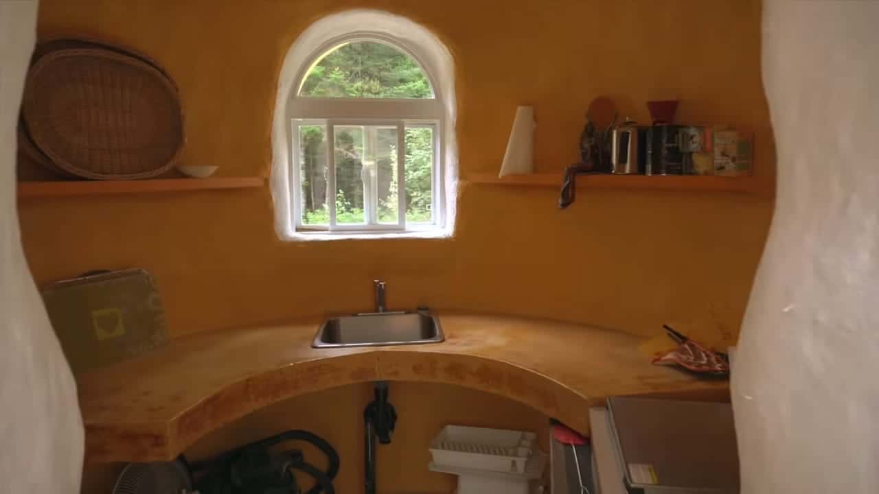 Incredible Dome Home Built with Earth Bags - Sustainable SuperAdobe ...